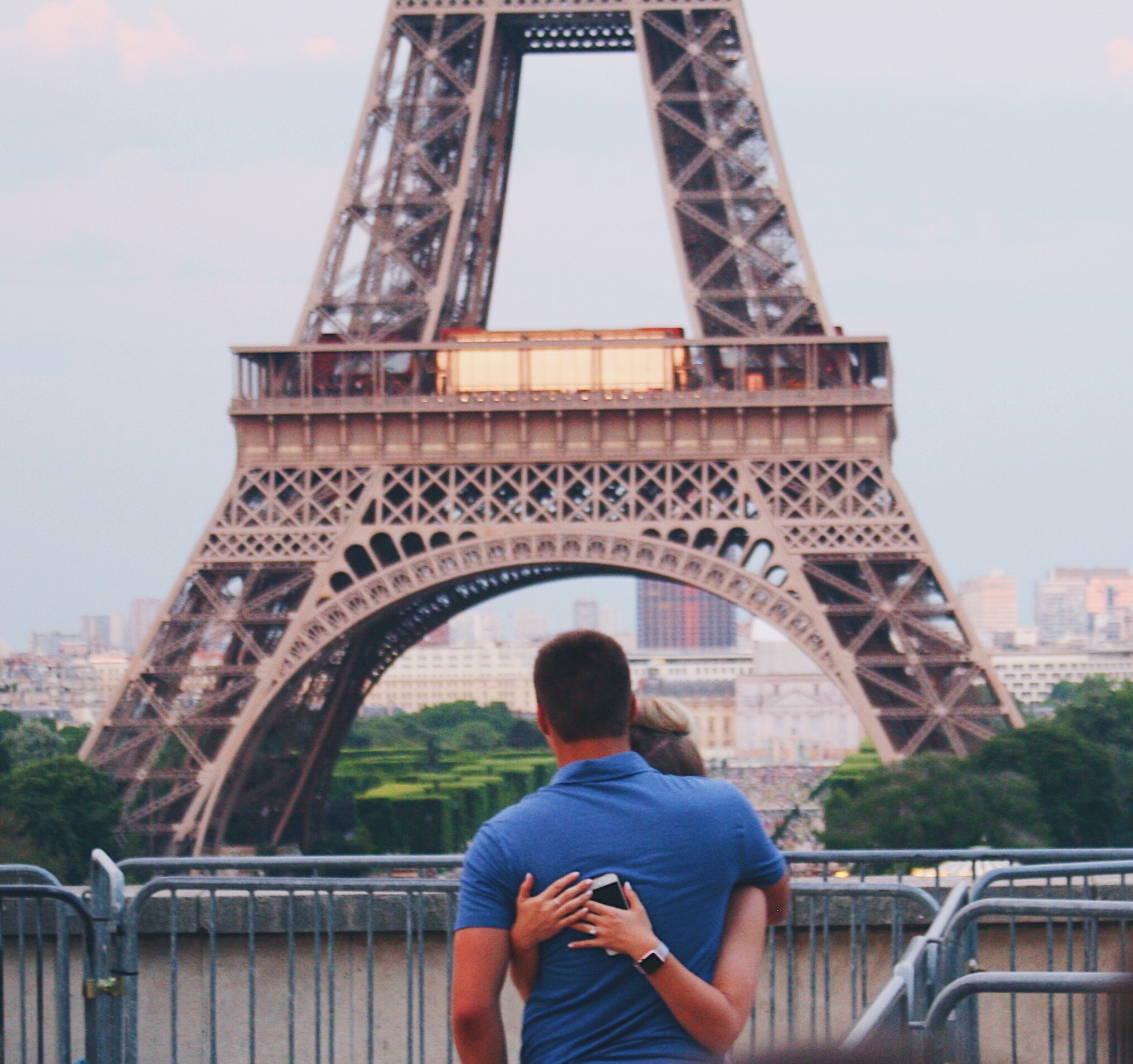 We’re Engaged; The Proposal in Paris! – Simply Tess